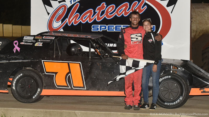 United States Racing Association | Chateau Speedway checkers fly for ...