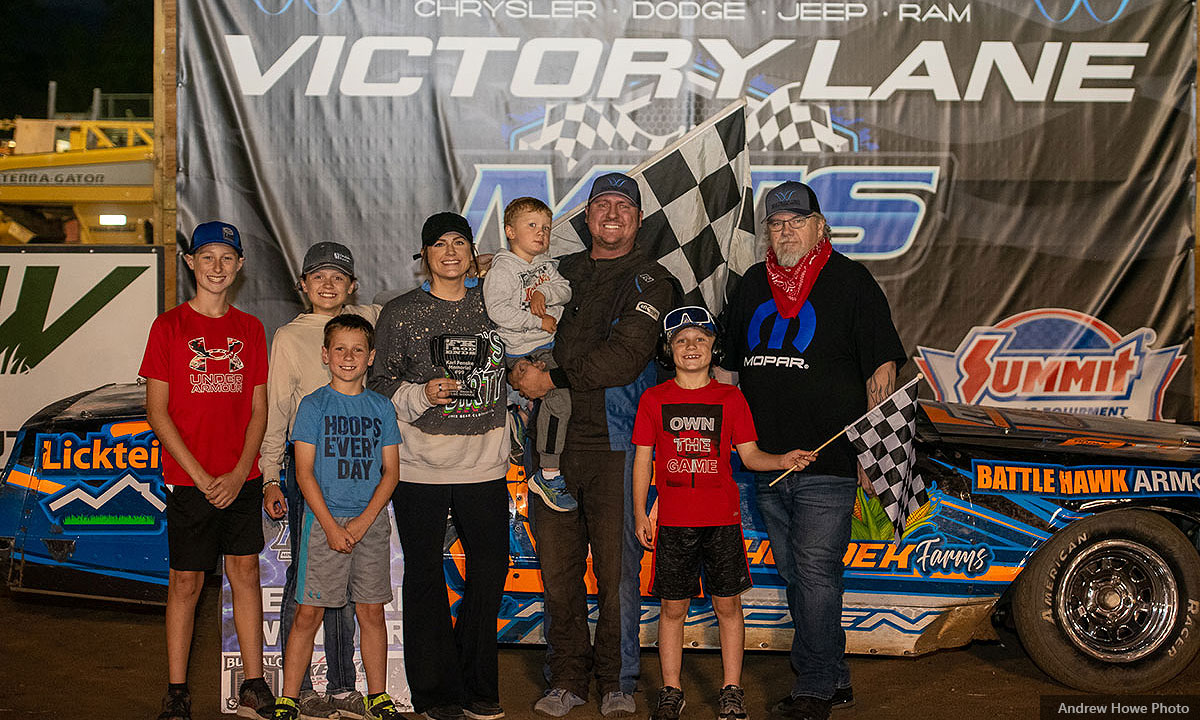 United States Racing Association | Karl Fenske Memorial checkers wave ...