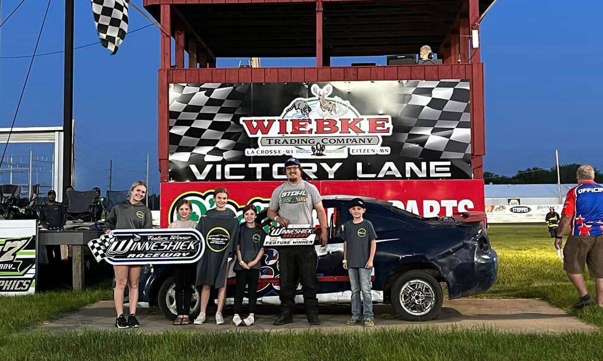 United States Racing Association | Clinton gores USRA Stock Cars in Decorah