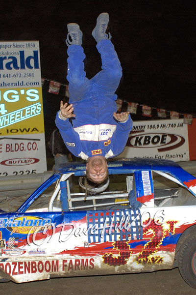 VanderBeek, Pinkerton, Greene return to Oskaloosa winners circle